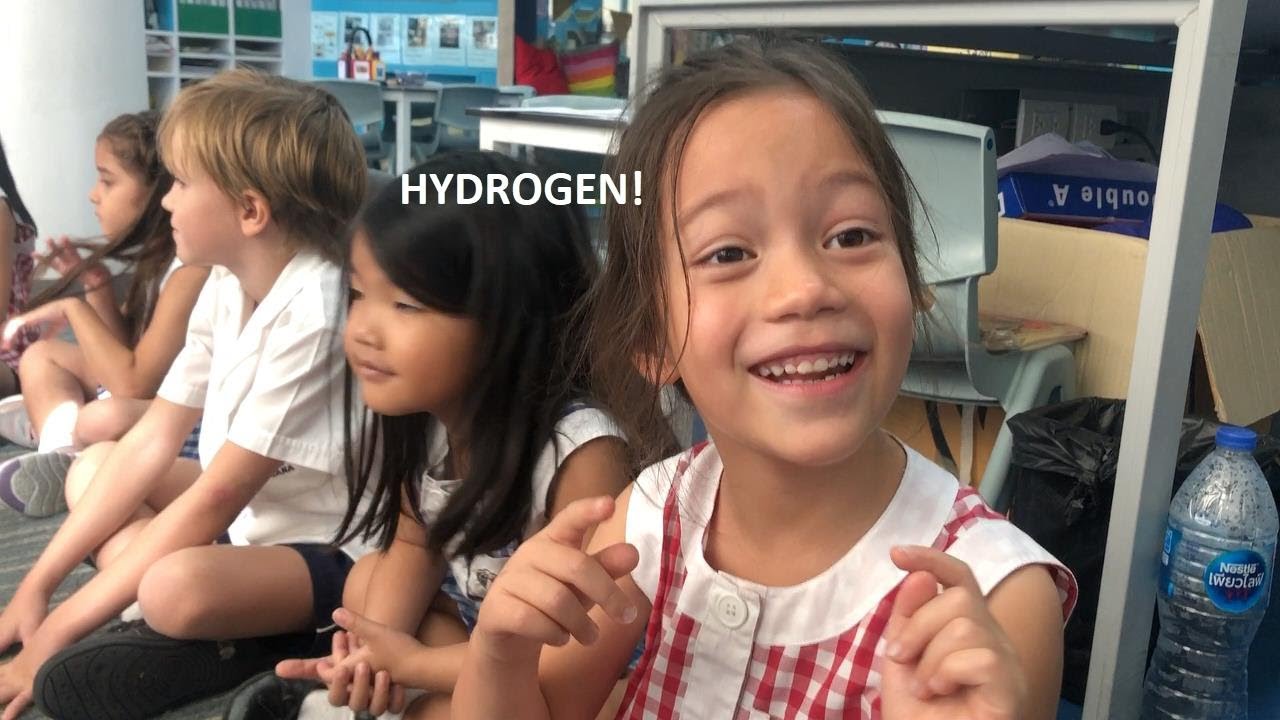 Year 1 students explaining atoms and elements - YouTube