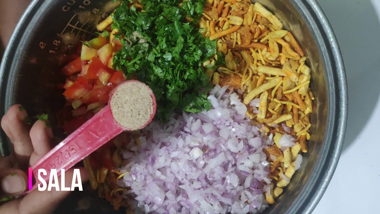 How To Make Bheel at Home - YouTube