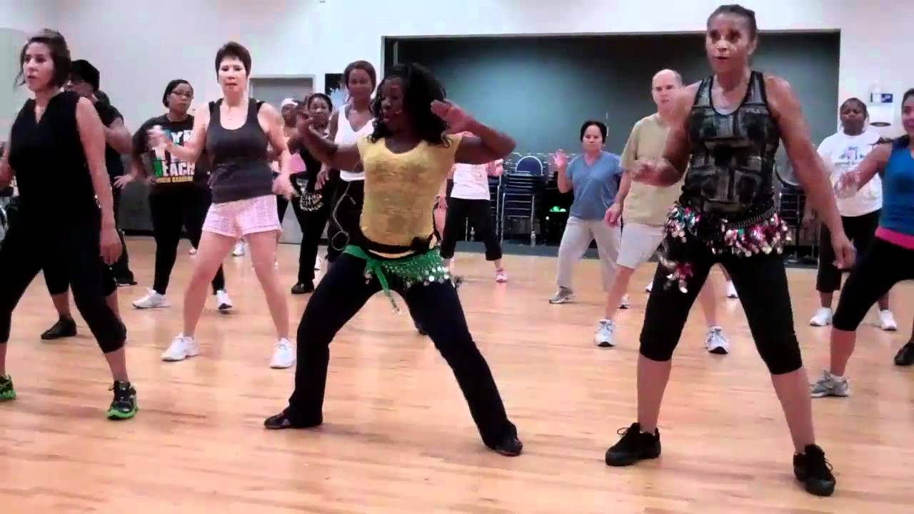 (Bring it back) Zumba plus Cardio Dance - YouTube