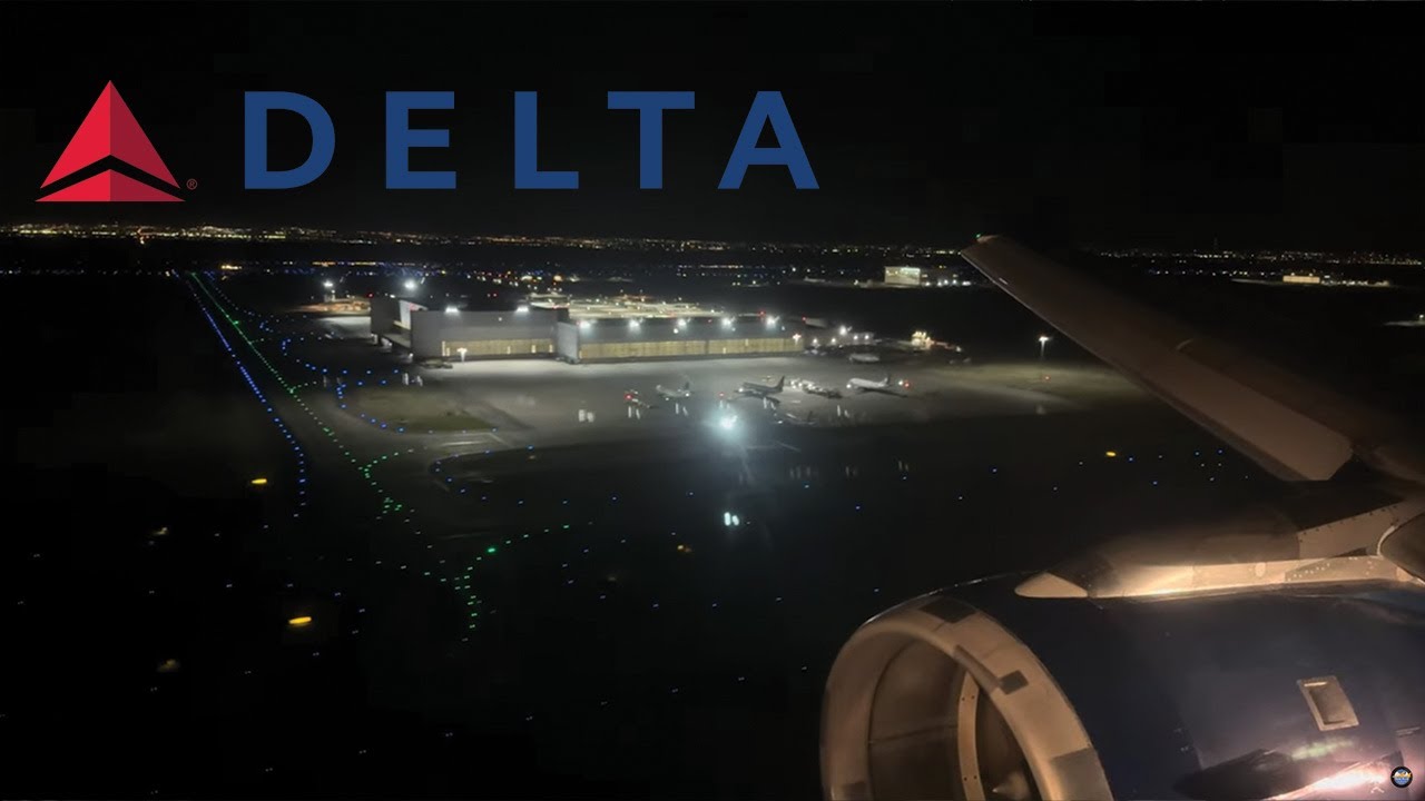 Smooth Night Landing in Denver on a Delta Air Lines Airbus A320 - YouTube