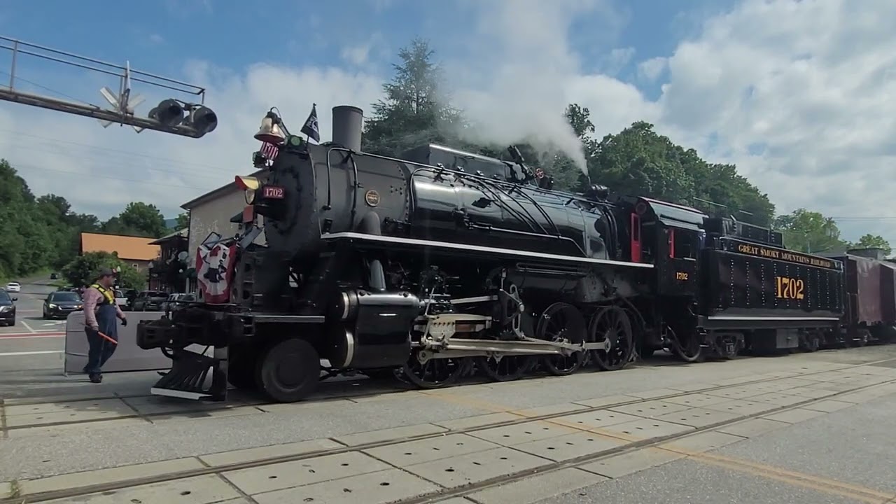1702 steam - YouTube