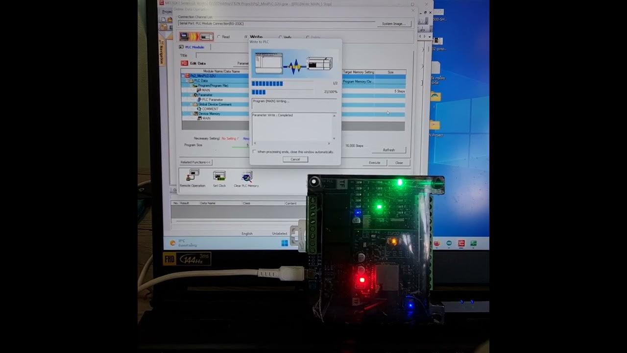 ESP32 PLC (Mini PLC-32u)- FX2N mode - YouTube