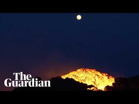 Mount Etna lava lights up Sicilian sky