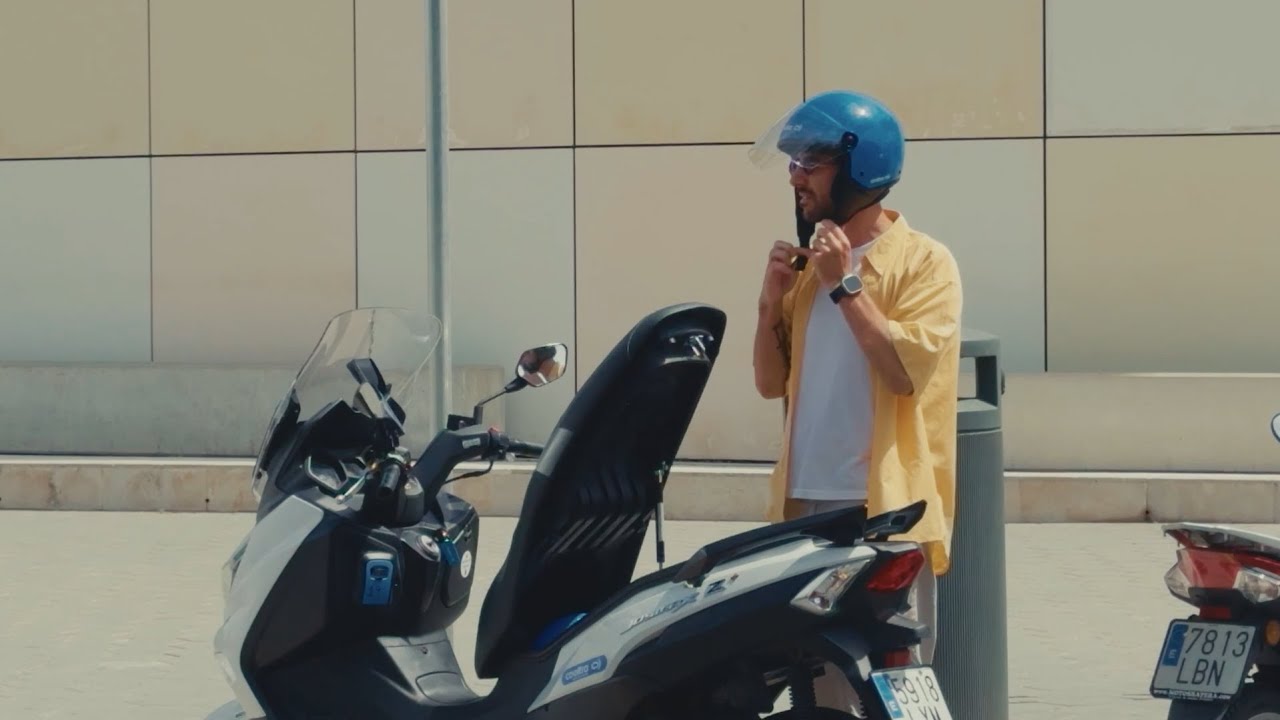 Click & Ride by Cooltra – Rent your e-moped 100% independently and skip ...