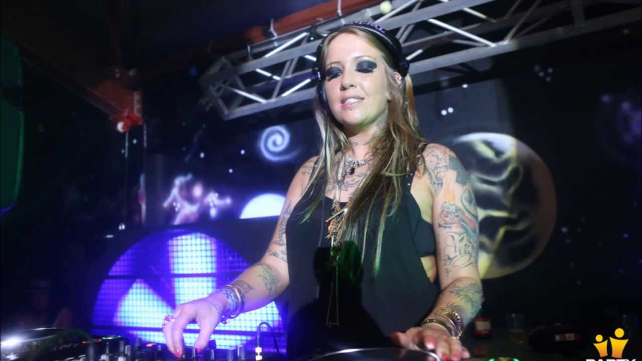 Chase & Status - Time (DJ DaY-mar Bootleg) - YouTube