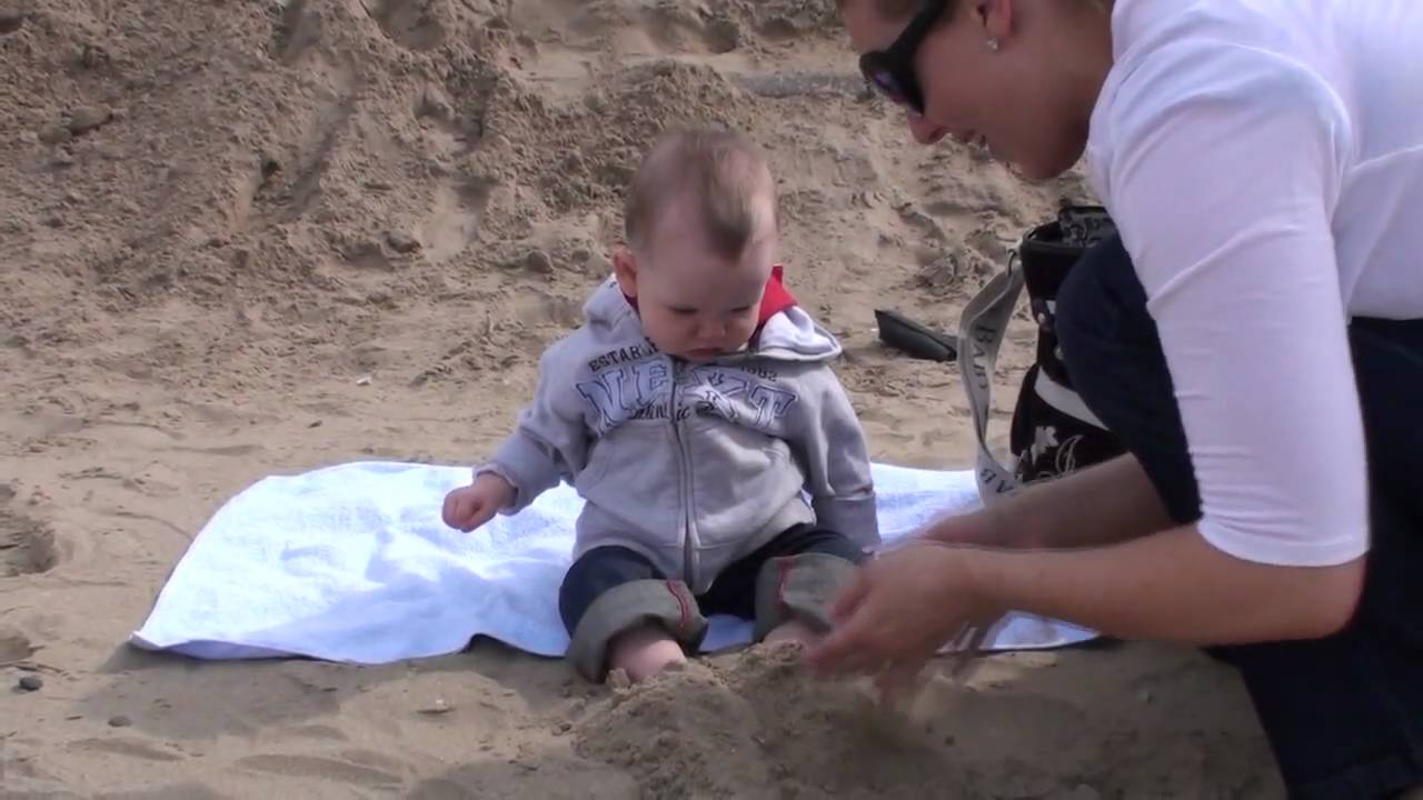 1st Time Feeling Sand - YouTube