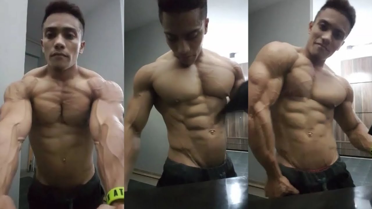 Malaysian Bodybuilder Muscle Flexing - YouTube