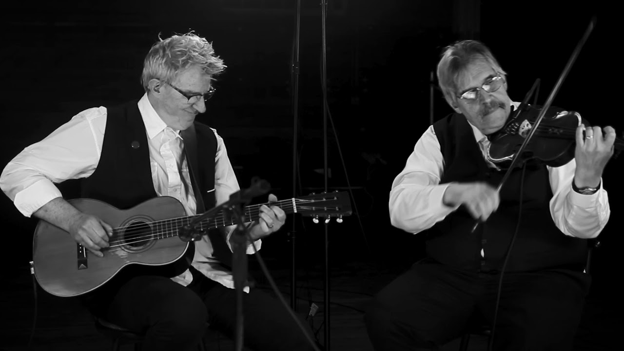 Paul Nye & Jeff Menten - "Minor Swing (Live at The Folk School) - YouTube