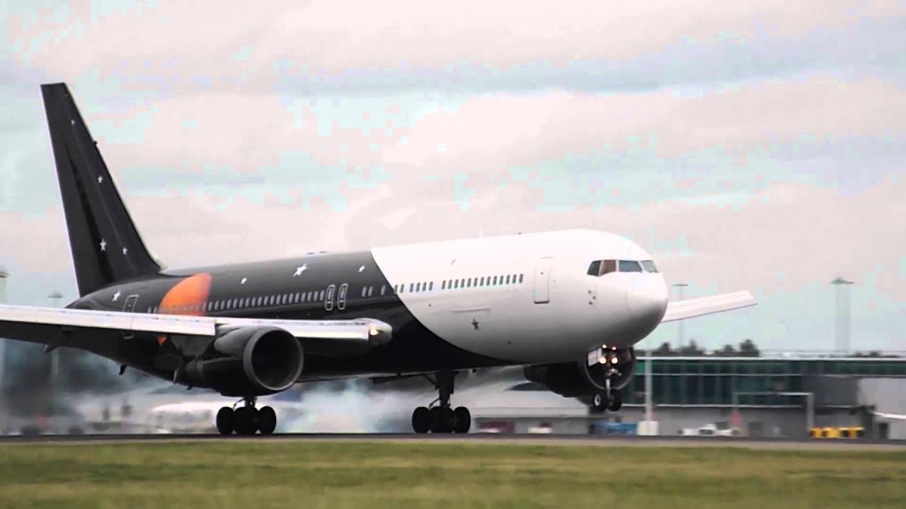 Plane Spotting at Stansted Airport 27 Aug 2015 - YouTube