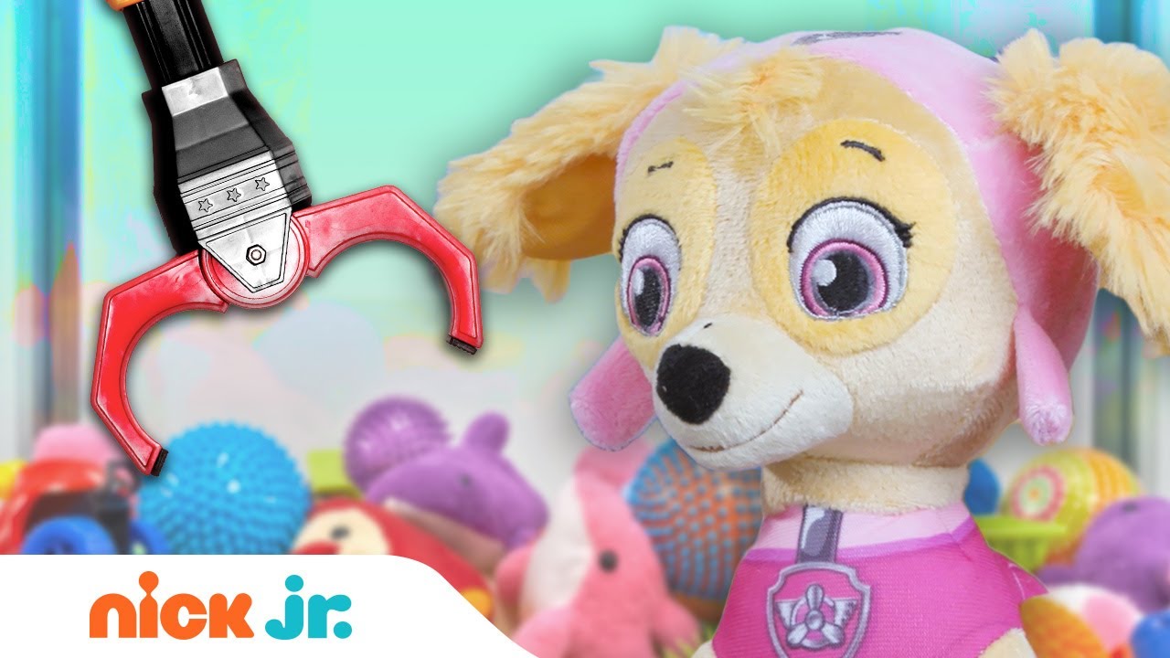 Claw Machine Surprise! #15 w/ PAW Patrol, Blaze and the Monster ...