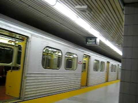 TTC Hawker Siddeley H5 5735 departing Finch Stn. - YouTube