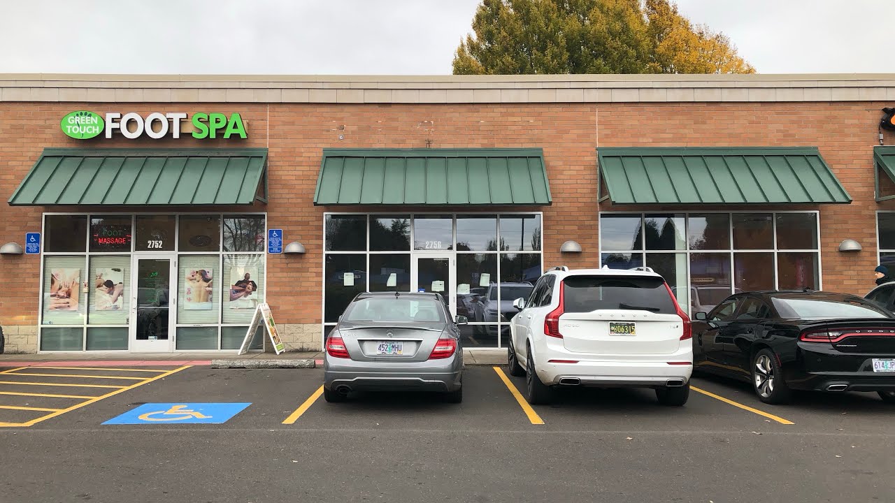 Abandoned State Farm Office (RIVER RD) - Eugene, OR - YouTube