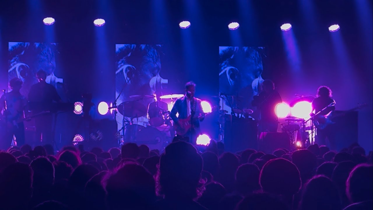 Modest Mouse - “Broke” 11/22/2024 Brooklyn Steel, New York, NY - YouTube