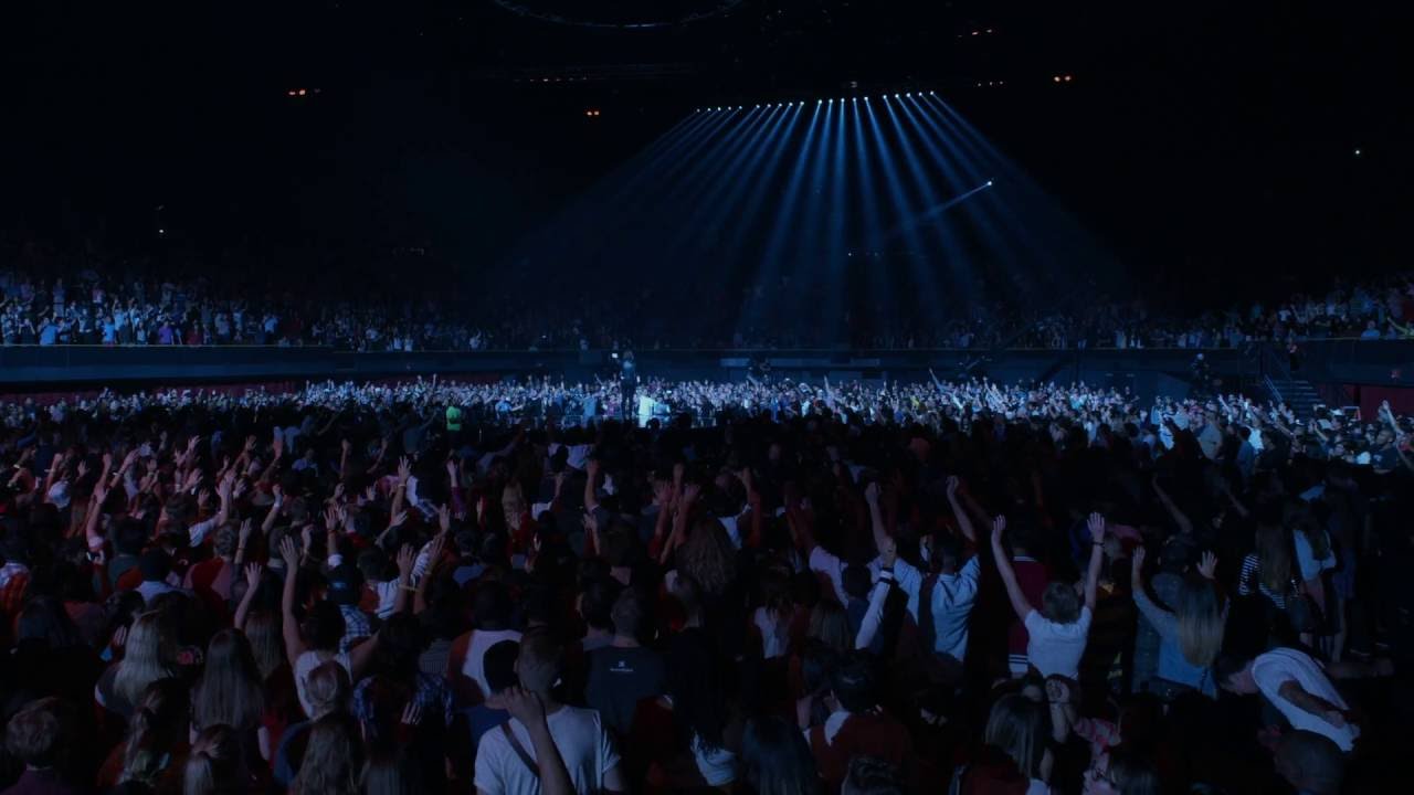 HILLSONG - LET HOPE RISE | :15 Trailer | Pure Flix - YouTube