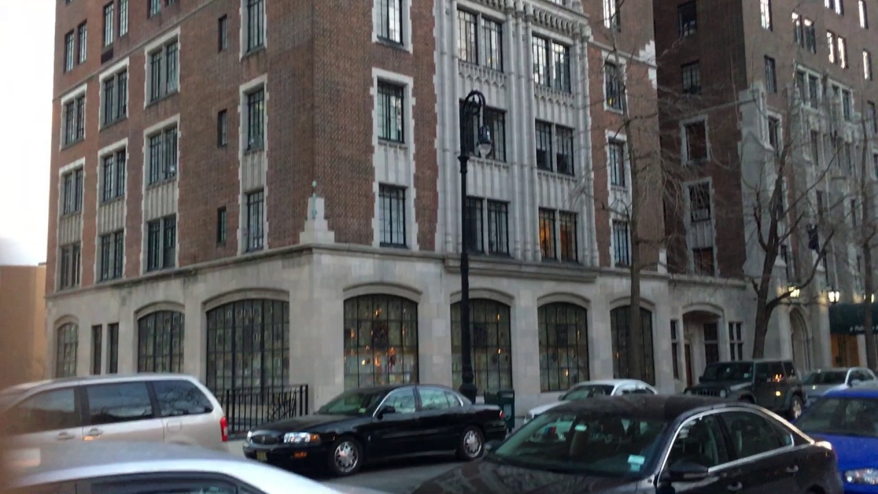 Turtle Bay Neighborhood Manhattan NYC USA - YouTube