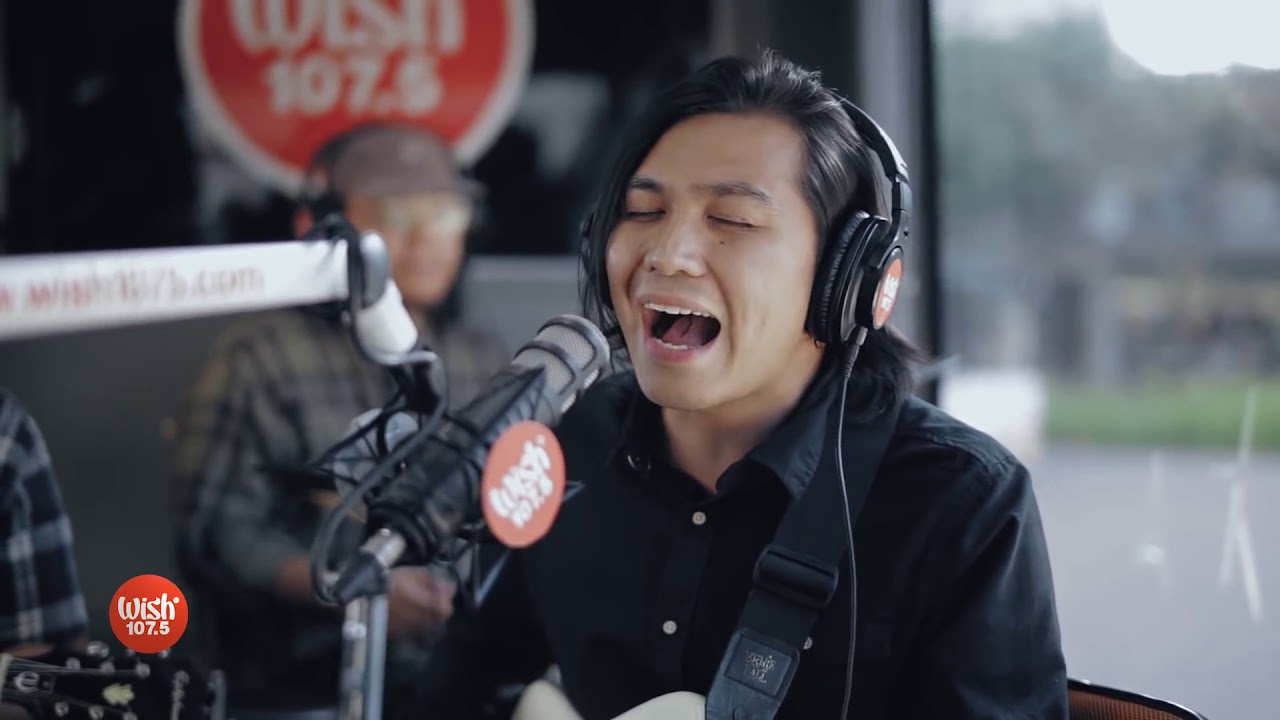 Starlight Replica performs "Walang Masabi" LIVE on Wish 107.5 Bus - YouTube