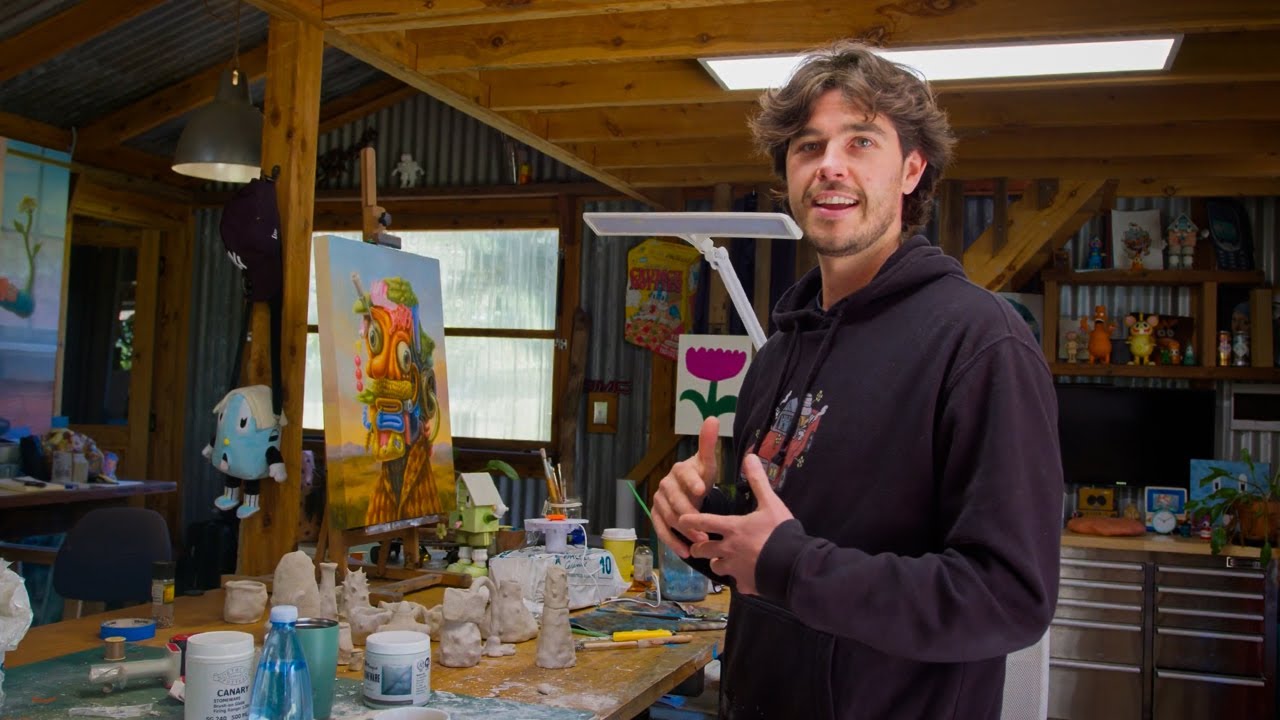 Inside the Creative Studio of an Australian Artist - YouTube