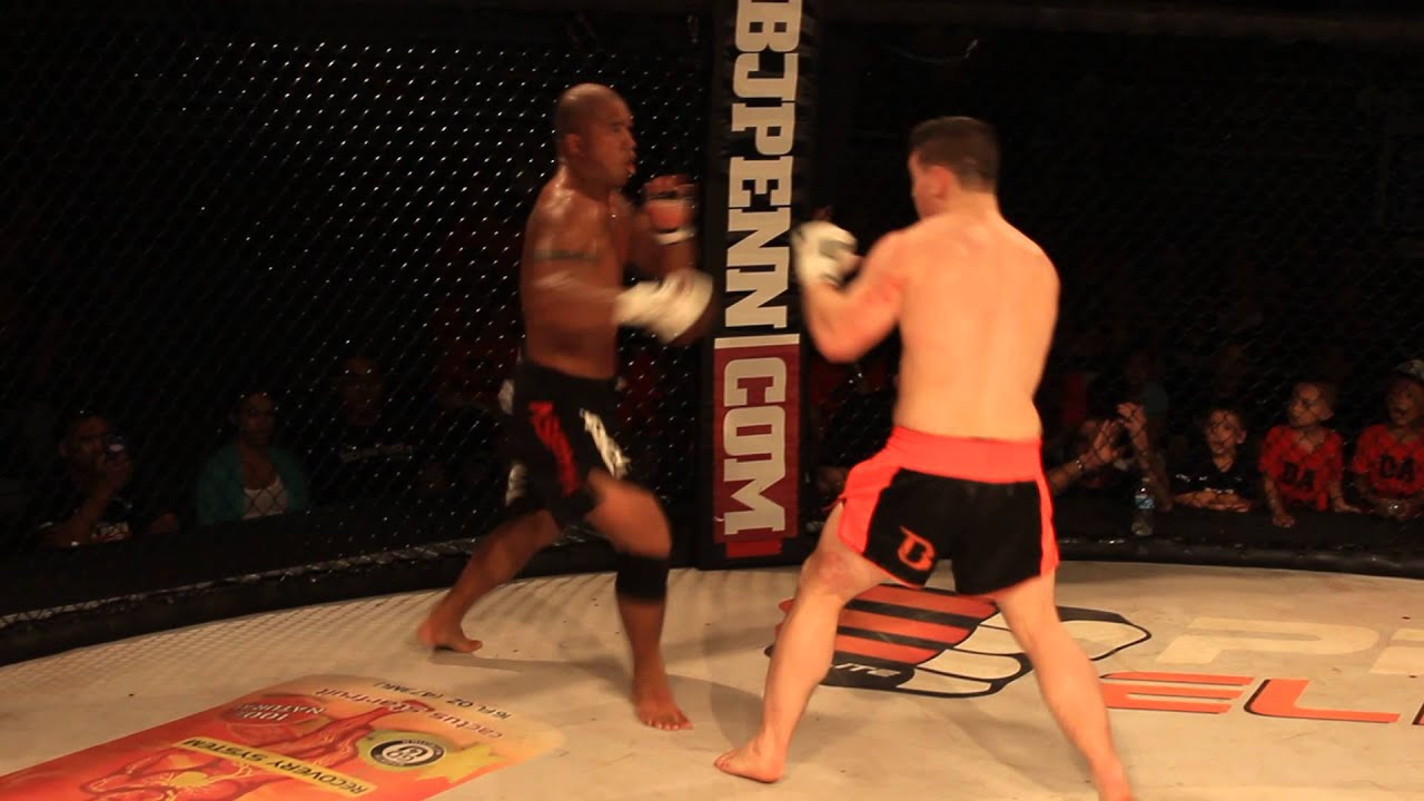 Ross Ebanez vs Collin Reuter Round 2 - YouTube