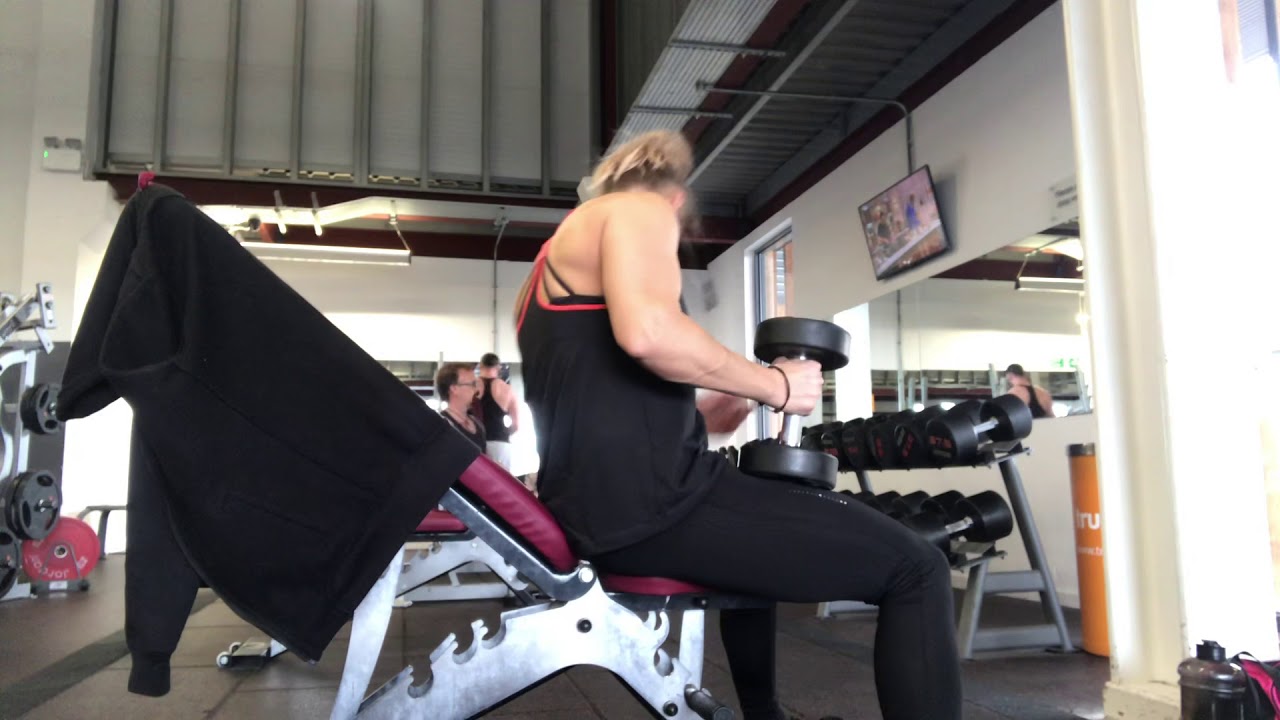 Biceps- drop set 💪🏻 - YouTube