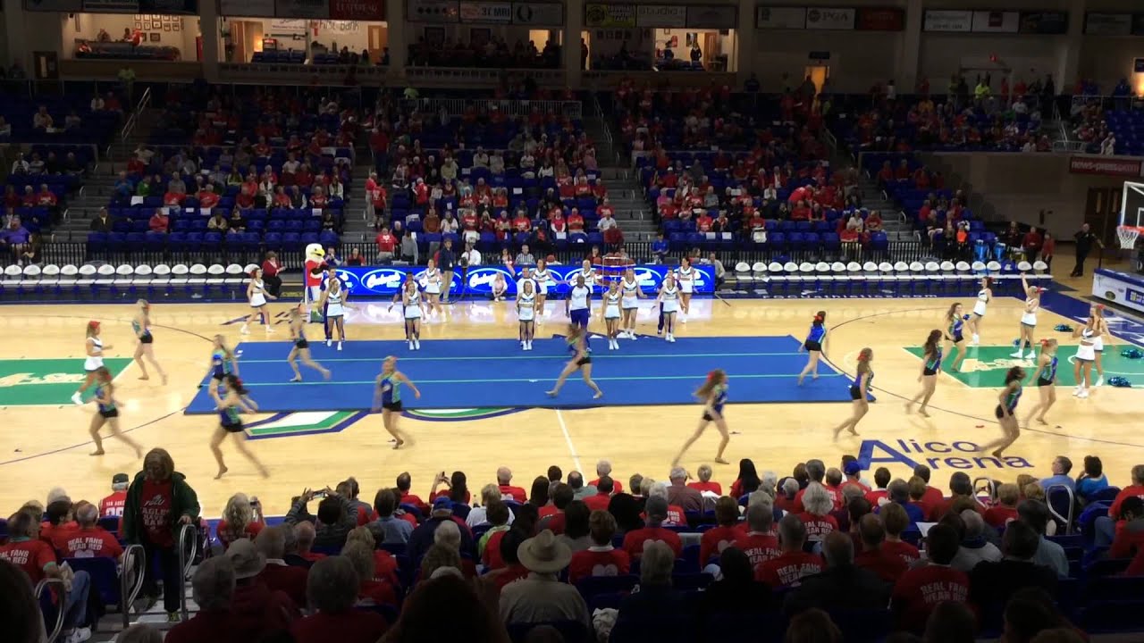 FGCU Cheer halftime routine 2/4/15 - YouTube