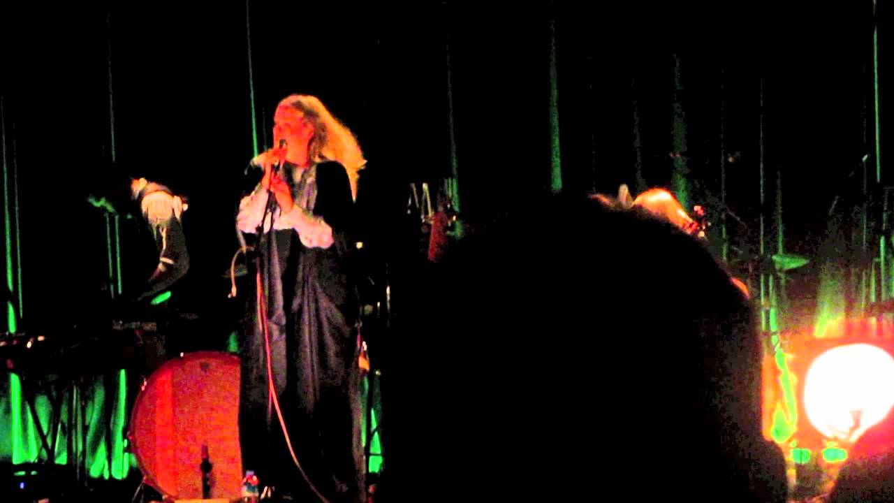 Ane Brun - It All Starts With One - live Babylon Berlin 2011 - YouTube