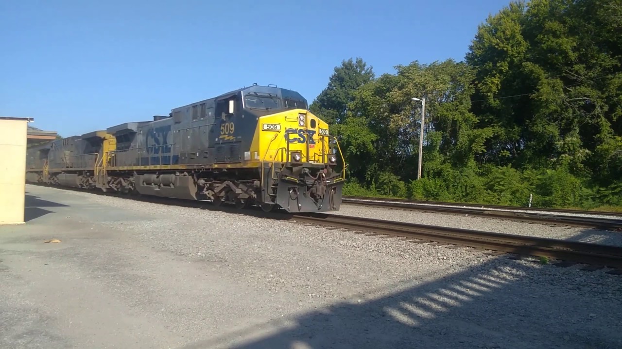 CSX corn train G699 Headed Nothbound Through Monroe with CSXT 509 in ...