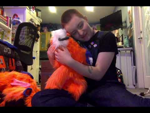 PlushButtons Fursuit Unboxing and Suit Up - Christian the Monkey - YouTube