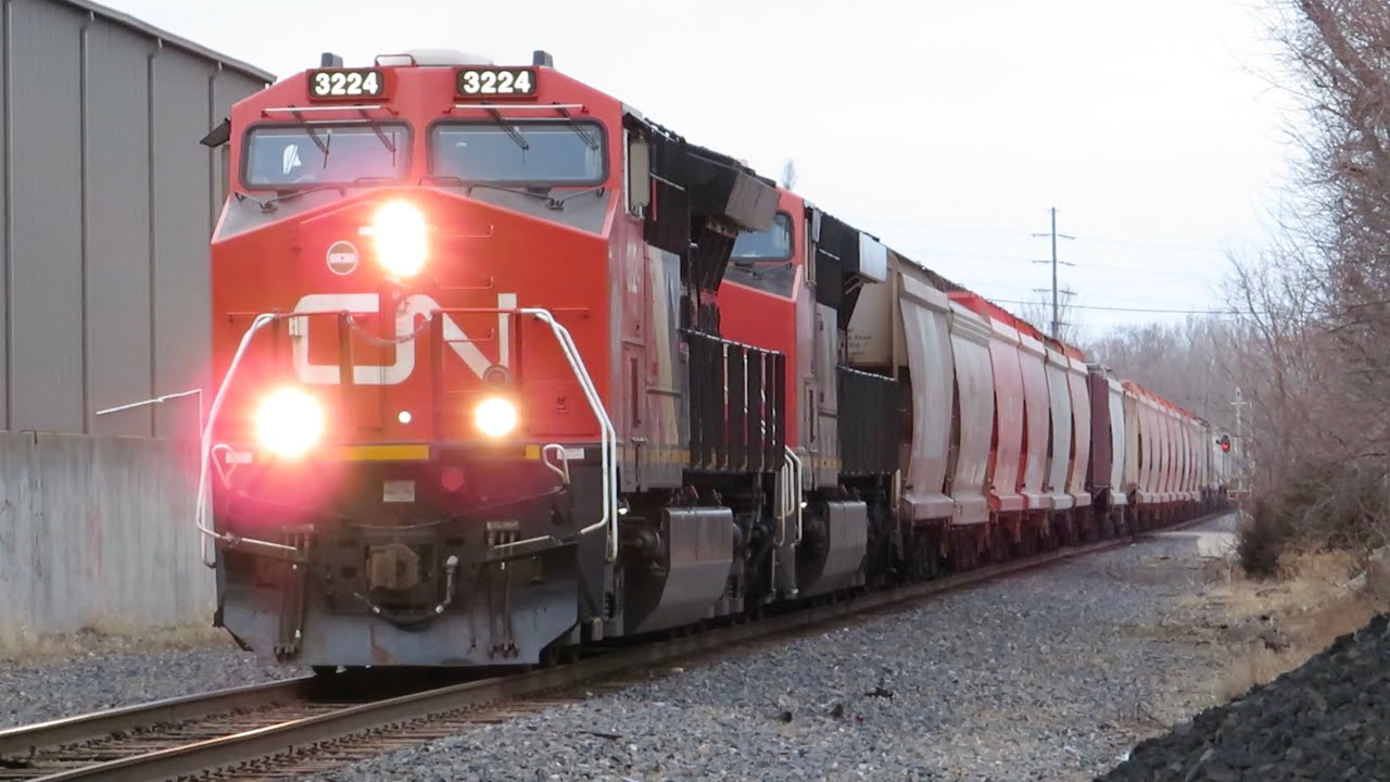 CN 3224 100th Anniversary Unit Leads A Huge CN Southbound Potash Train! CN Waukesha Sub - YouTube