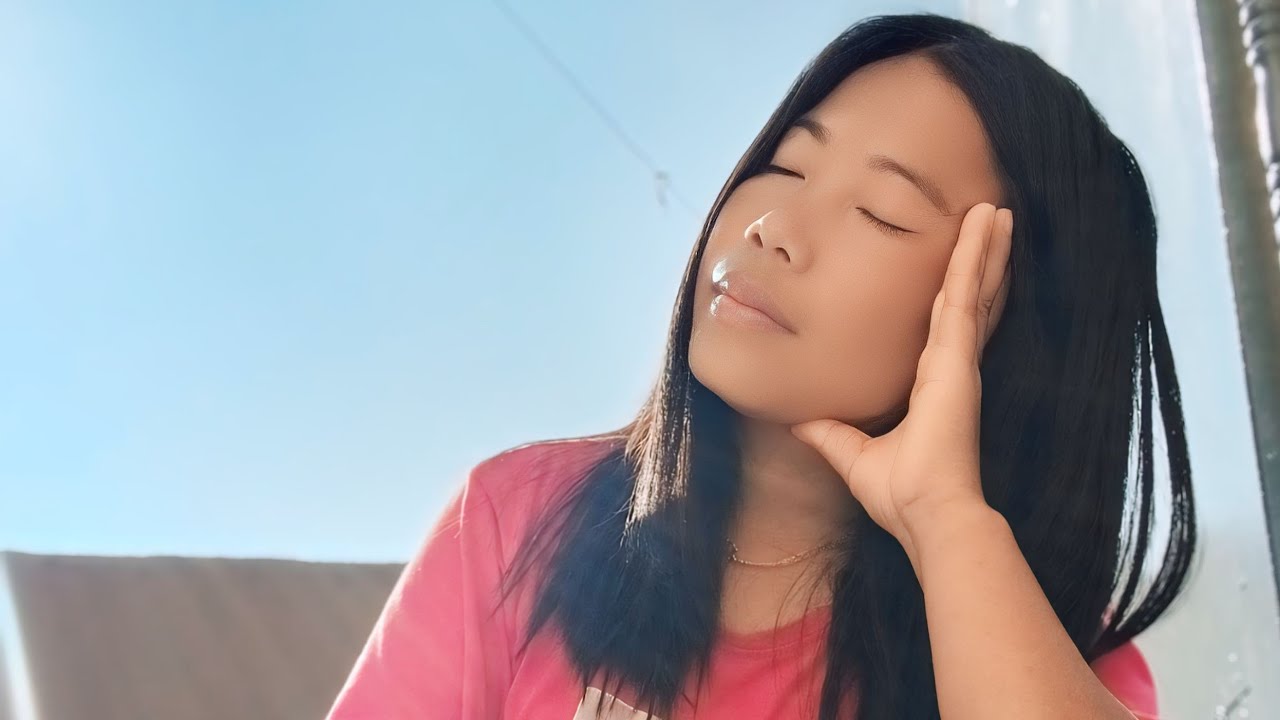 जाडो छ । म चाहि घाम ताप्दै है । ️ Diya rana magar - YouTube