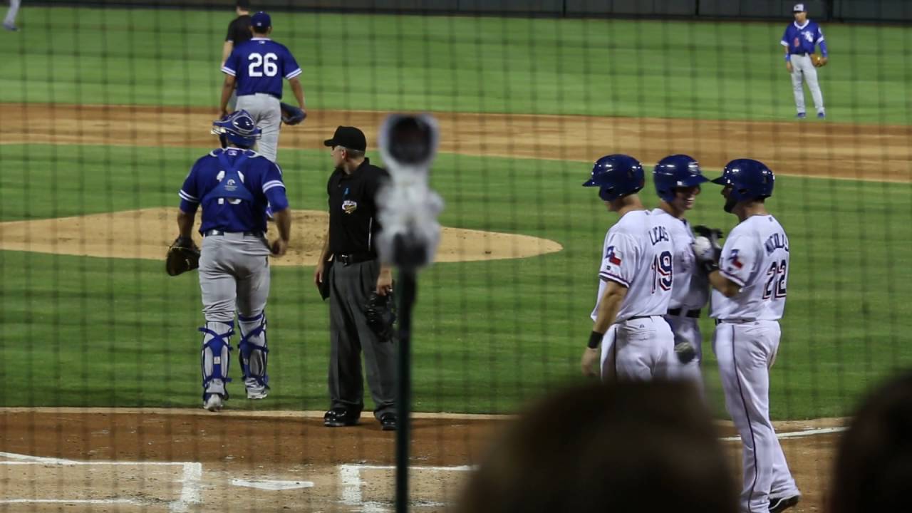 Beamer Weems vs. Julio Urias - YouTube