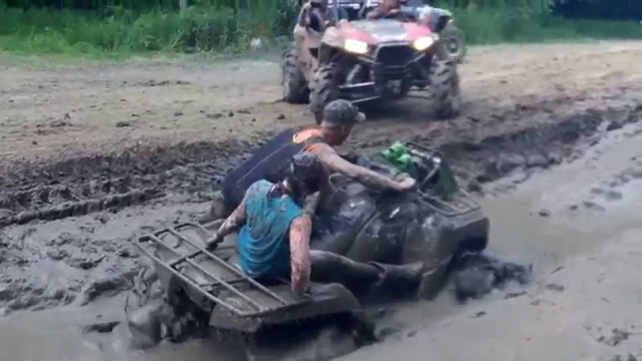 Deep Mud Riding 2015 High Lifter Quadna Mud Nationals - YouTube
