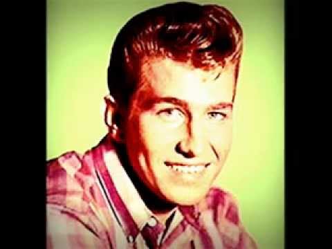 CURTIS LEE - ''PRETTY LITTLE ANGEL EYES'' (1961) - YouTube