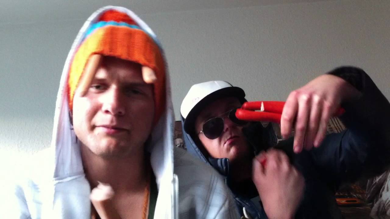 Fordi vi bare hader røde pølser! - YouTube