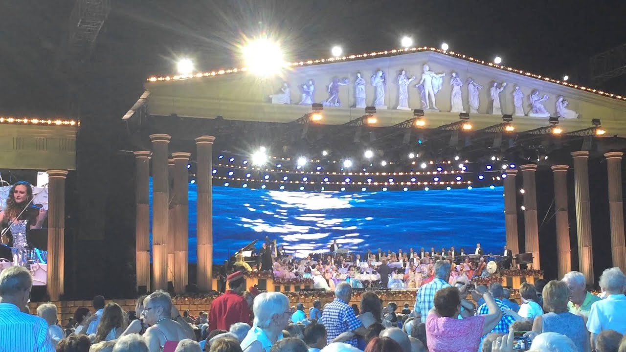 Andre rieu.vrijthof maastricht 2015 - YouTube