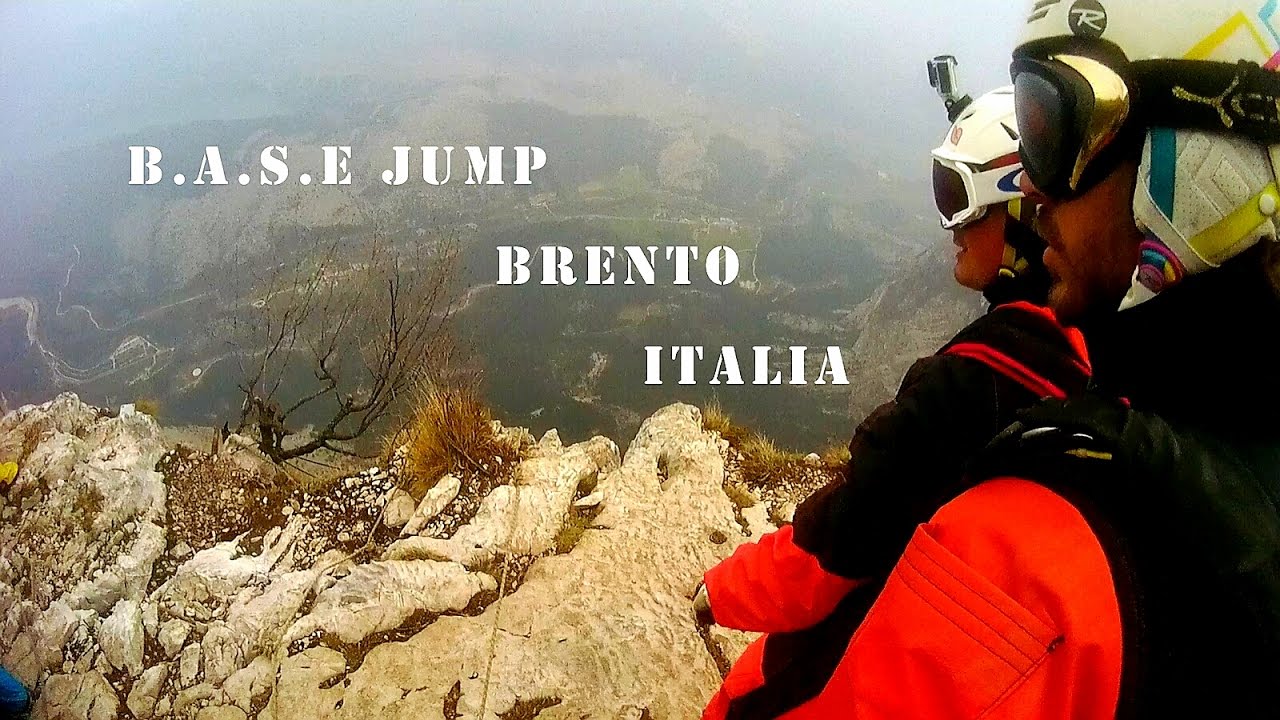 B.A.S.E Jump Monte Brento Italia - YouTube