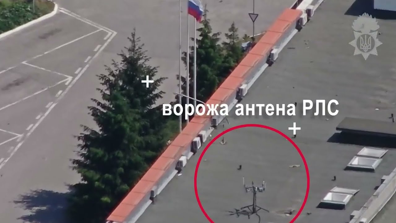 Знищення російського комплексу РЕБ "Силок-01" [Червень 2022] - YouTube