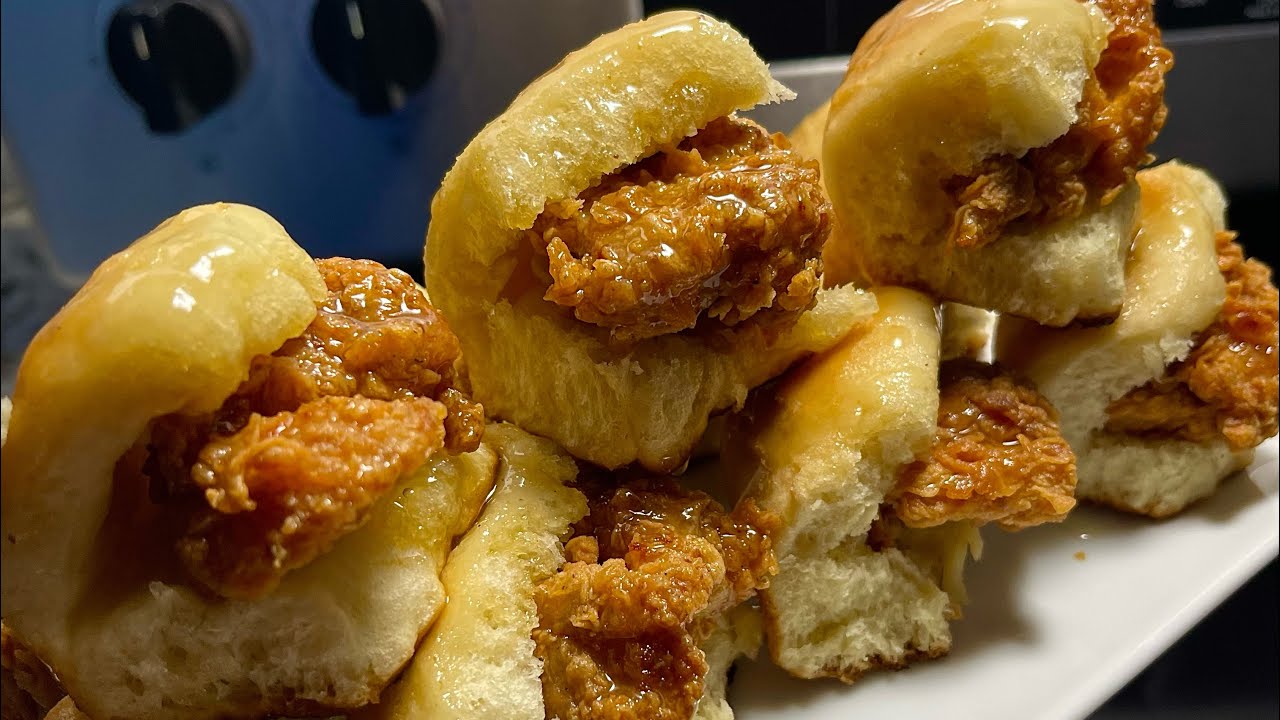 Copycat Chick-Fil-A Mini Chicken Biscuits 😋 - YouTube