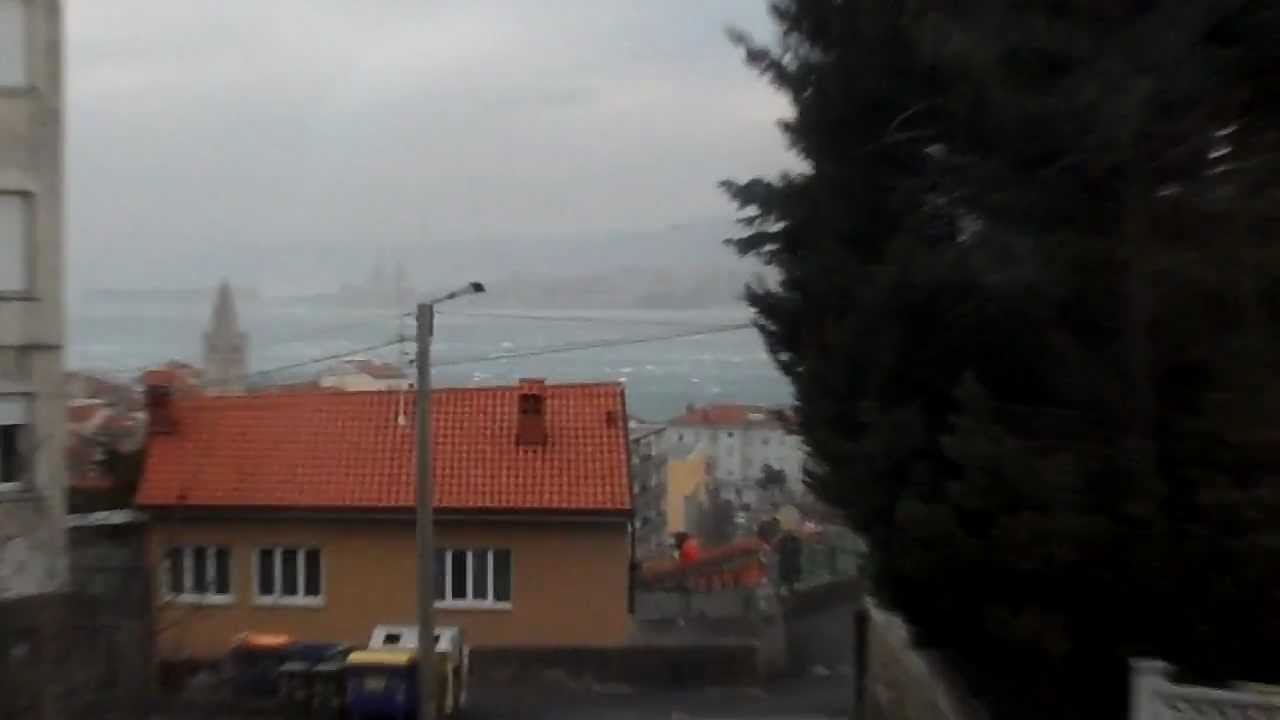 Strong Bora wind in Muggia (Trieste) Italy/ Vento forte di Bora a ...