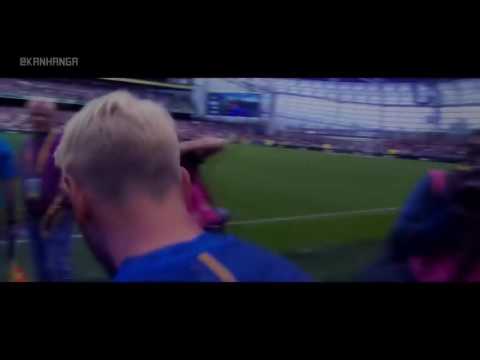 Lionel messi e dono da camisa 7 cr7