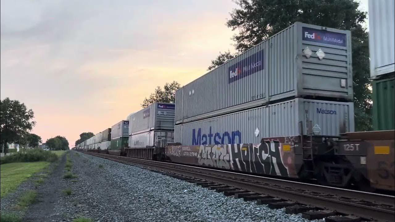 NS 4604 AC44C6M Leads NS 28X with a nice K5LA through manville,NJ - YouTube