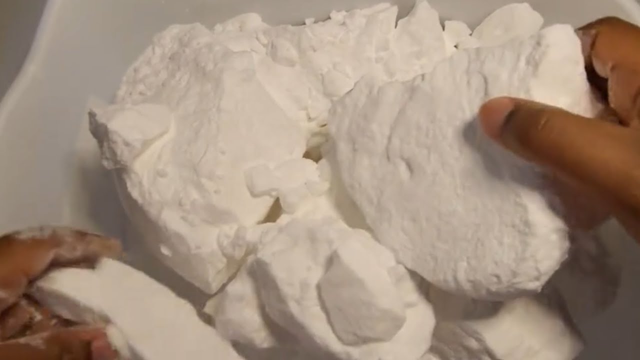 MEGA CHUNKS 🤯 #bakingsodaasmr #oddlysatisfying #sleepaid # ...