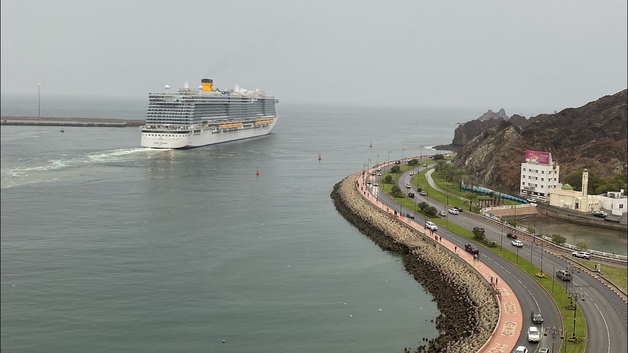 Matrah Corniche | Martah Beach | Matrah Castle | Mountains Of Muscat ...