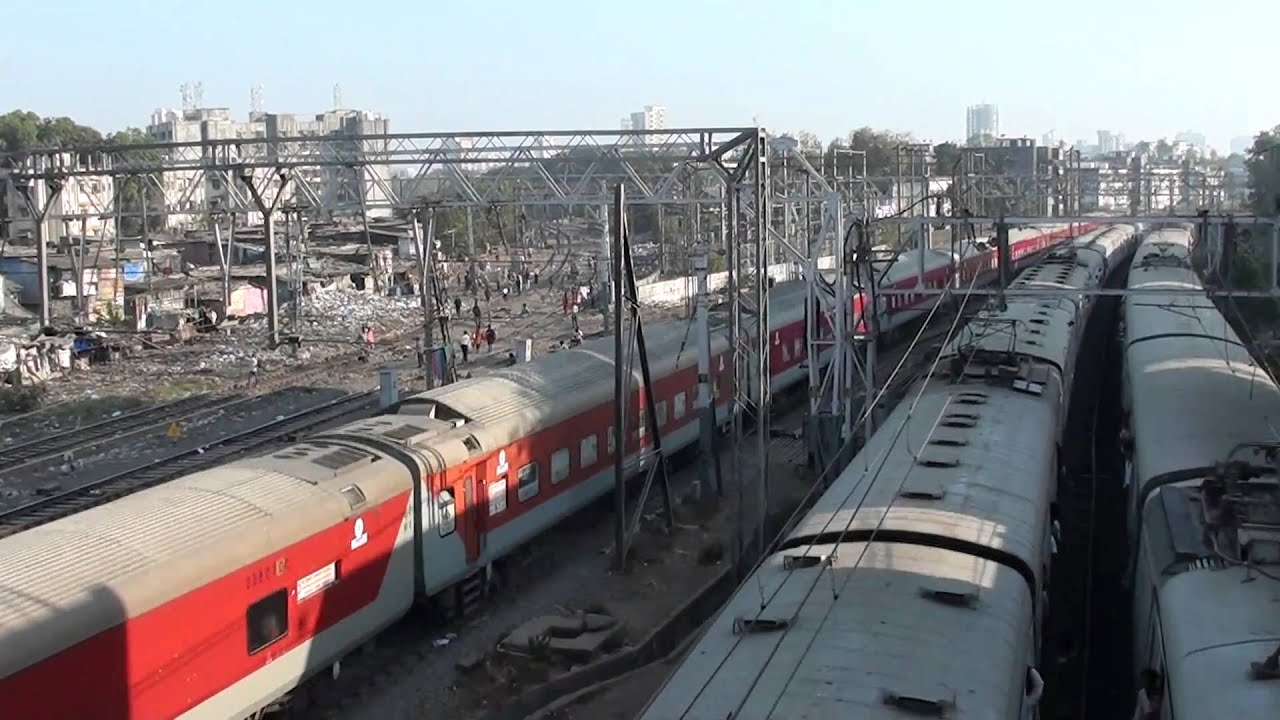 [IRFCA] 12951 Rajdhani Express Warming up at Mahim with WCAM-2P #21880 ...