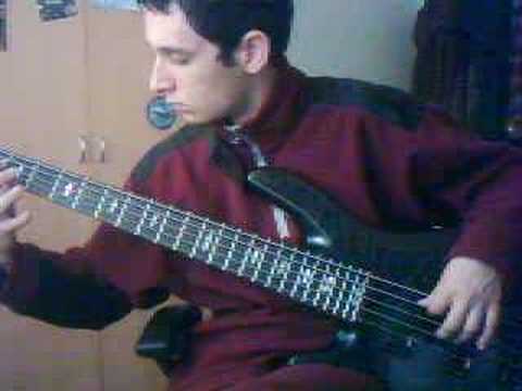 Crazy bass player sleeper - YouTube
