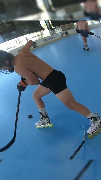 Roller 1v1v1v1 - YouTube