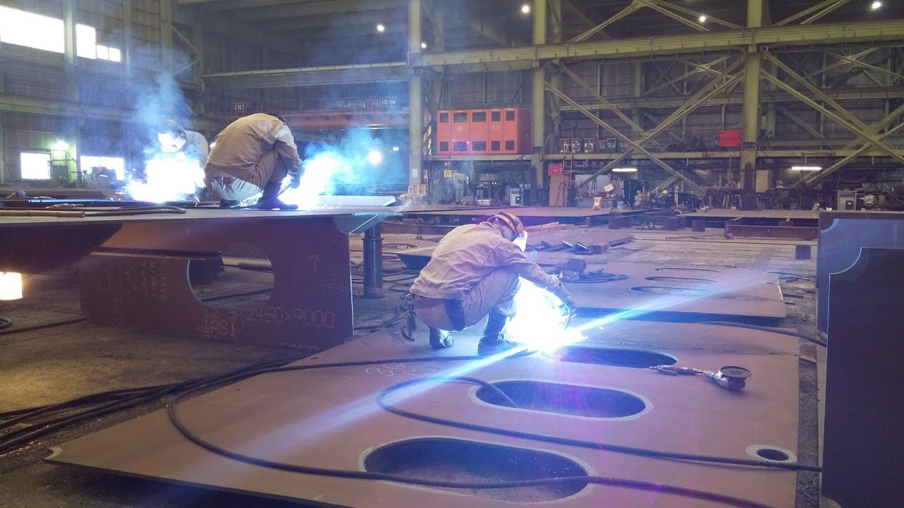 carbon air arc gouging - YouTube