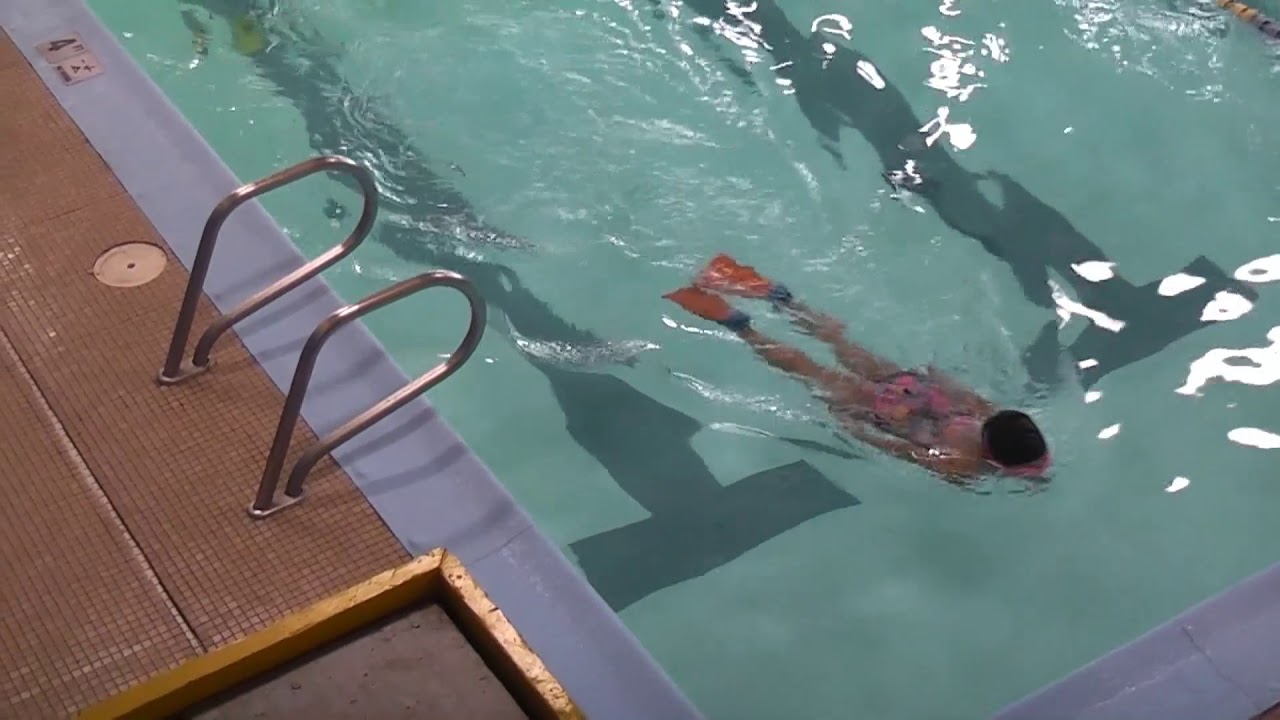 Emily's swimming on 12-1-2018. - YouTube