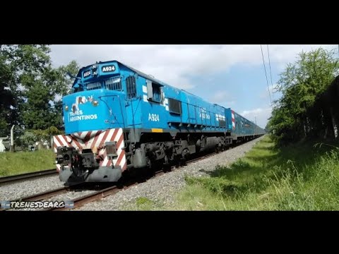 EMD GM GT22CW A924 Ex 9063 + Formación 7 Pasando por peatonal Santa Fé - YouTube
