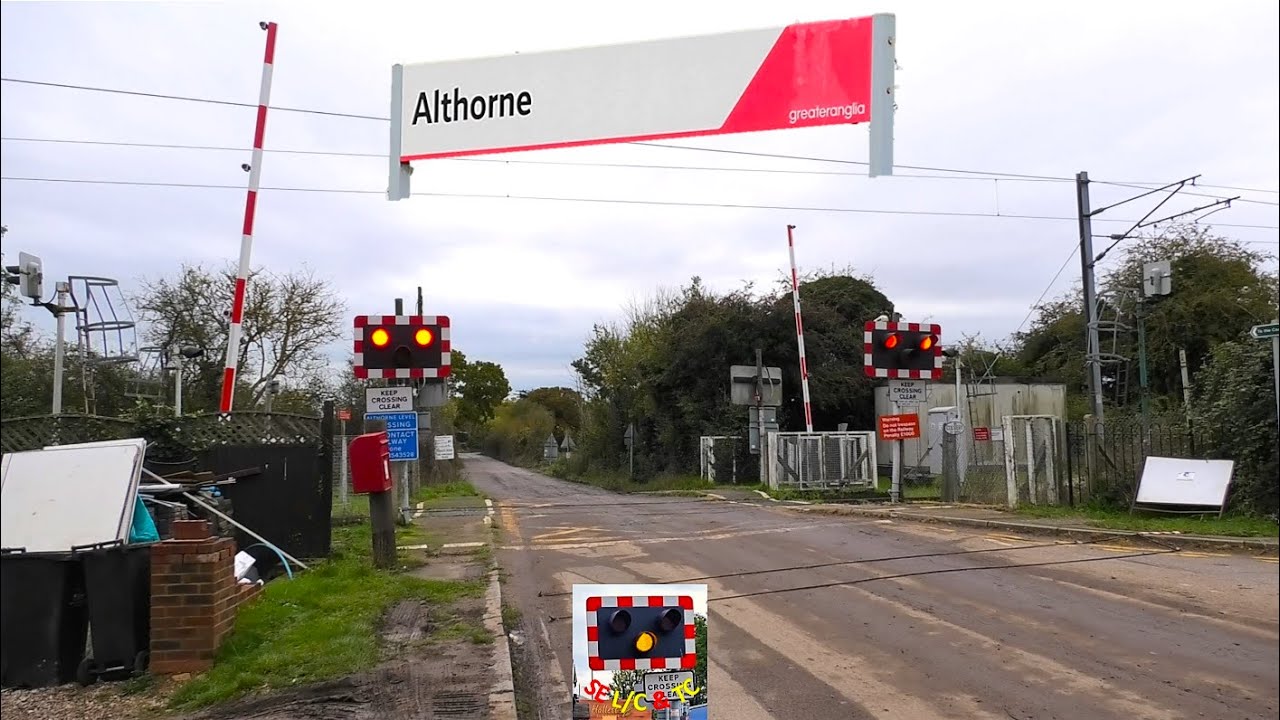 Althorne Level Crossing, Essex - YouTube