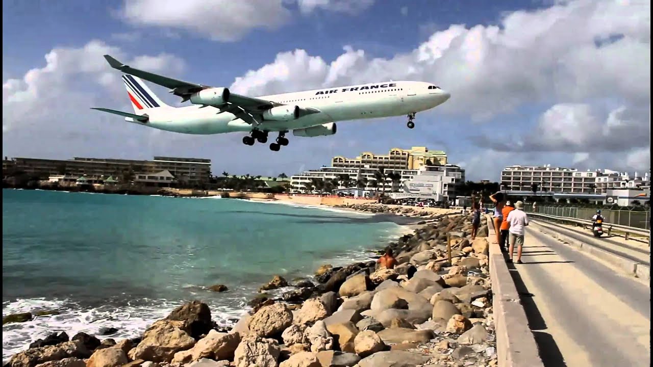 Sxm landing in St Marteen Aterrissage a saint Martin Caraibes - YouTube